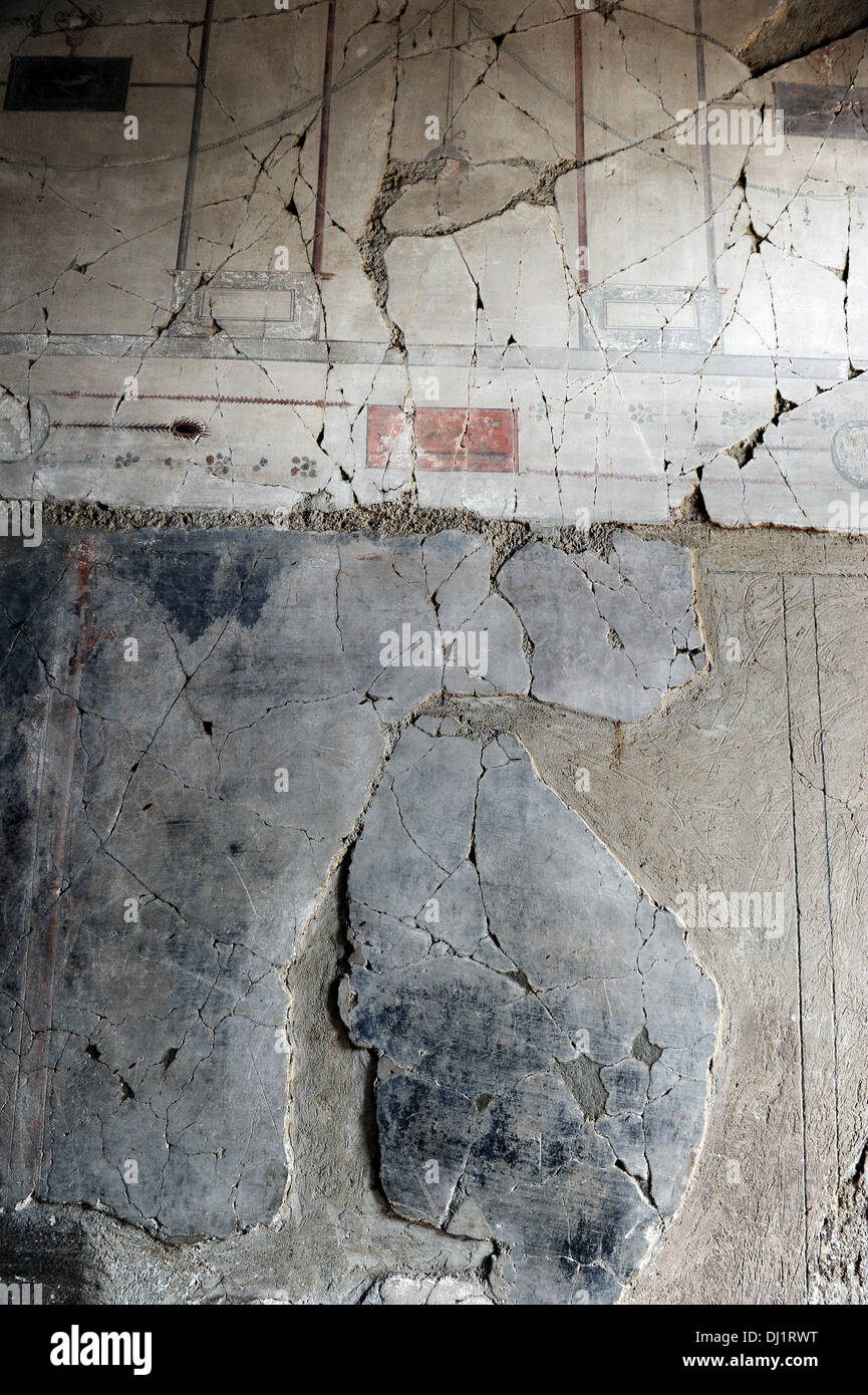 Herculaneum, Bay of Naples, Italy. Ancient Roman brickwork detail ...