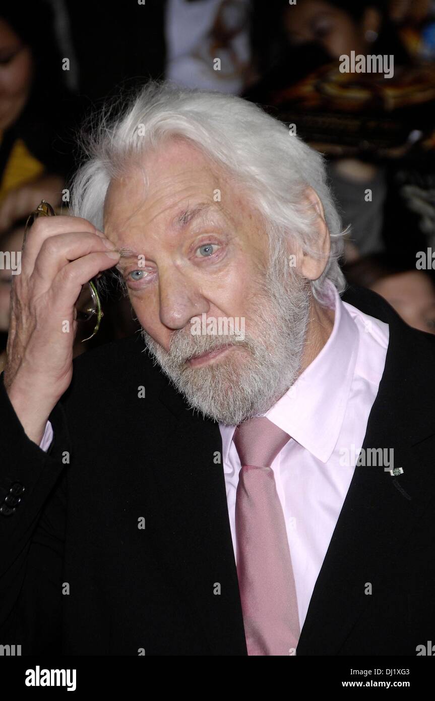 Los Angeles, CA, USA. 18th Nov, 2013. Donald Sutherland at arrivals for ...