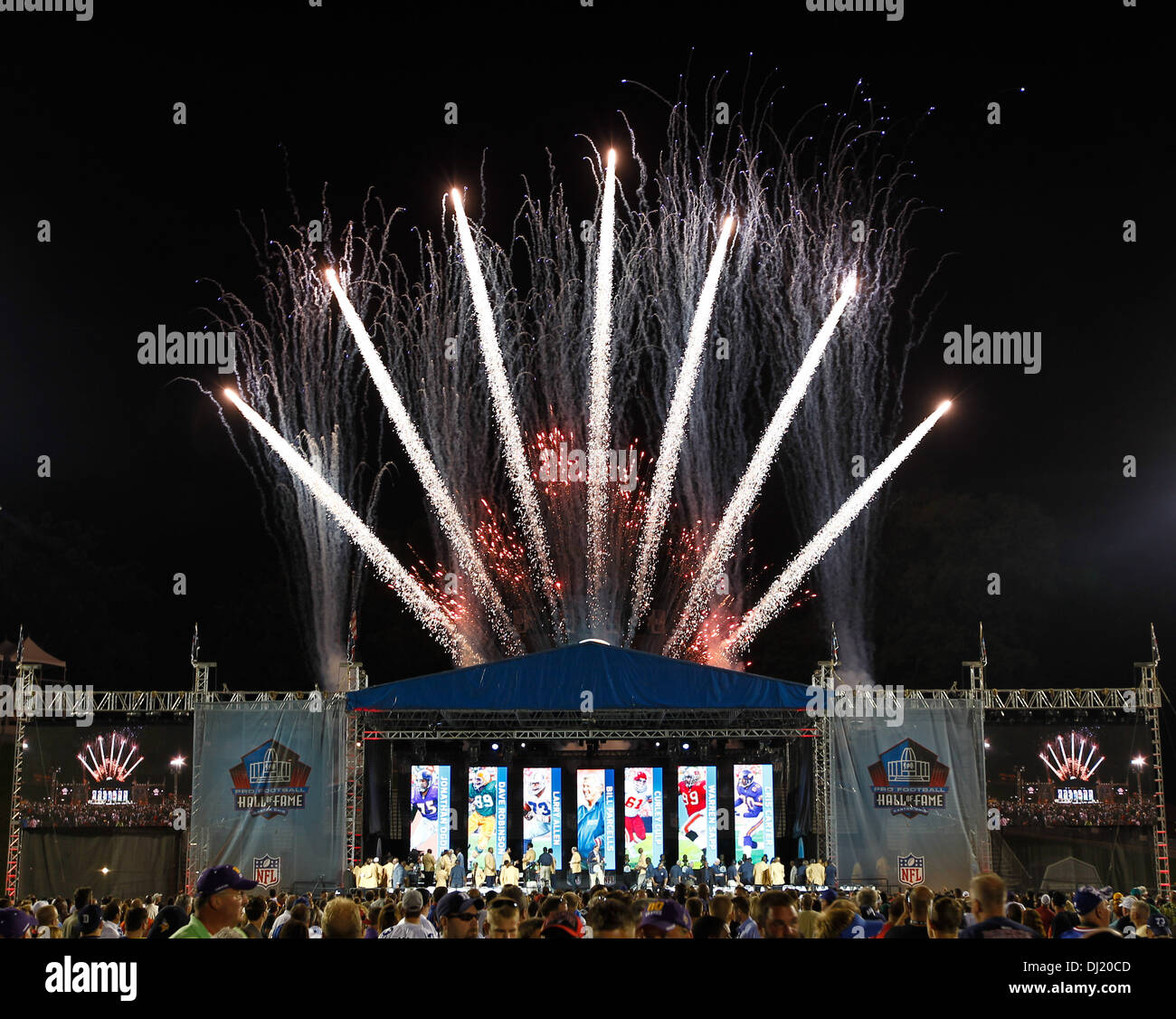 The enshrinement ceremony hi-res stock photography and images - Alamy