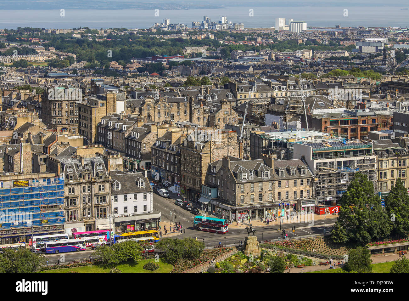 Edinburgh old town hi-res stock photography and images - Alamy
