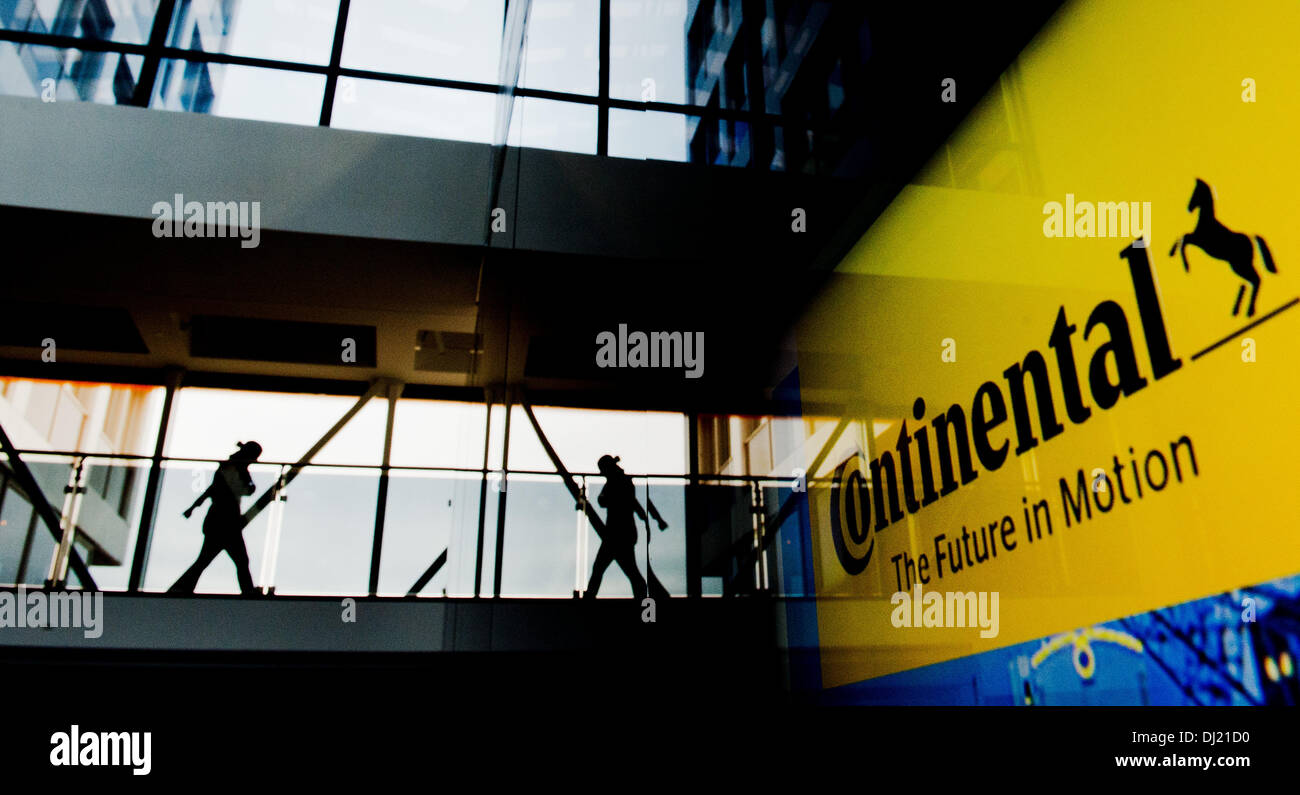 Hannover, Germany. 19th Nov, 2013. Continental employees walk through ...