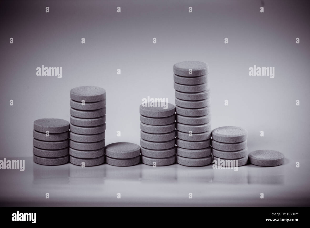 Tablet Stack as a bar graph Stock Photo - Alamy