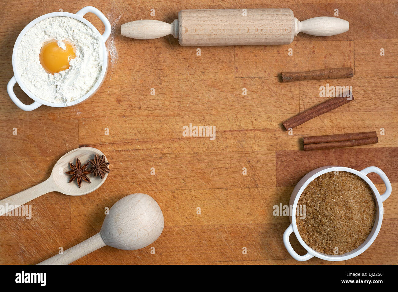 Components and accessories for baking Stock Photo - Alamy