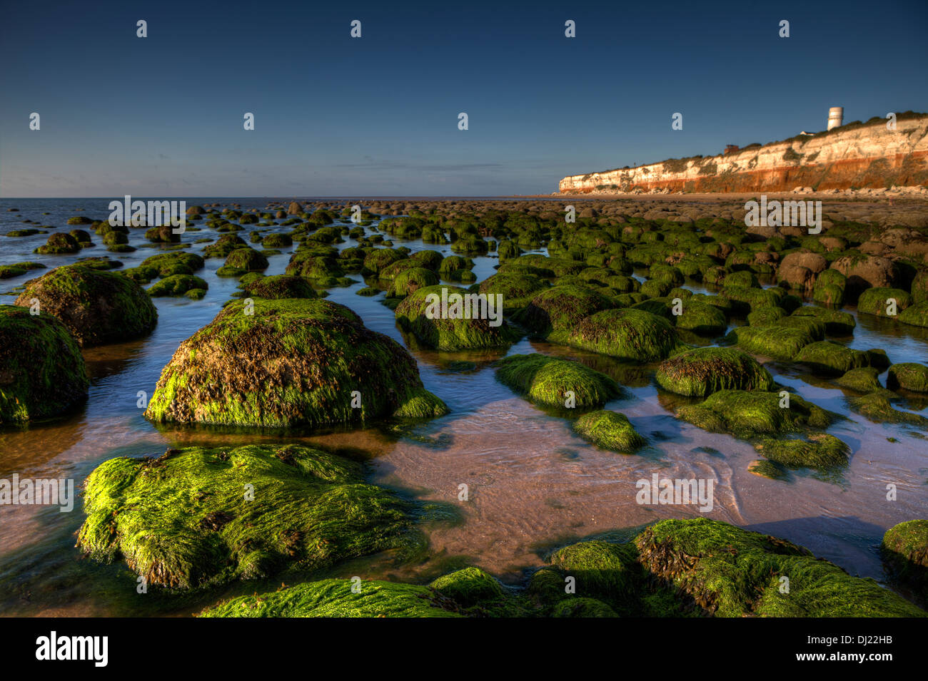 Lighthouse at low tide hi-res stock photography and images - Alamy