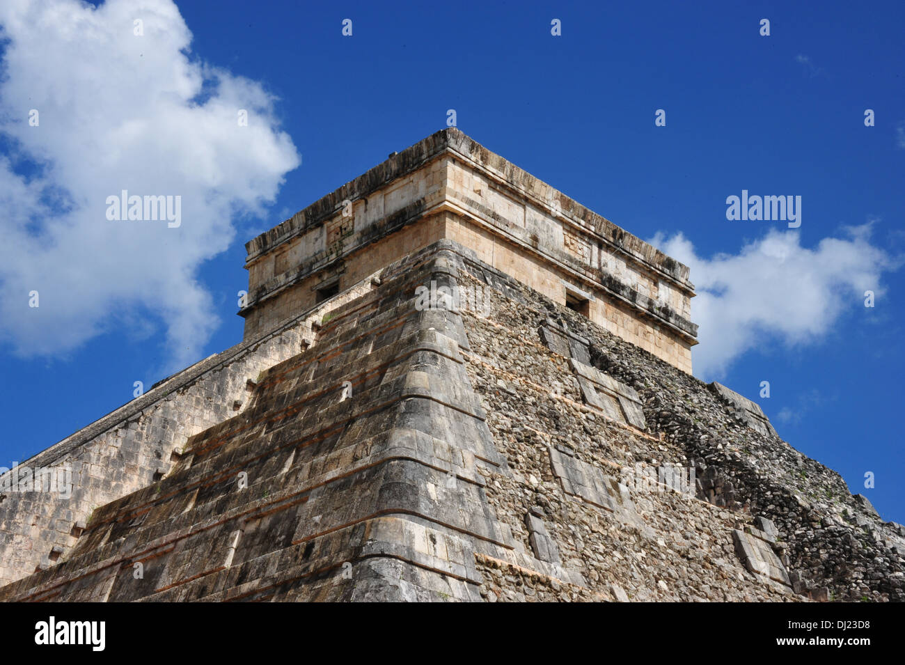 Chichen Itza, The Castillo Temple Stock Photo - Alamy