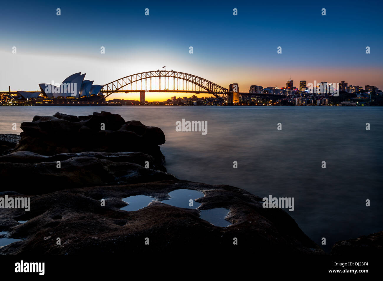 The Sydney Opera House and Harbour Bridge at dusk, Sydney, New South ...