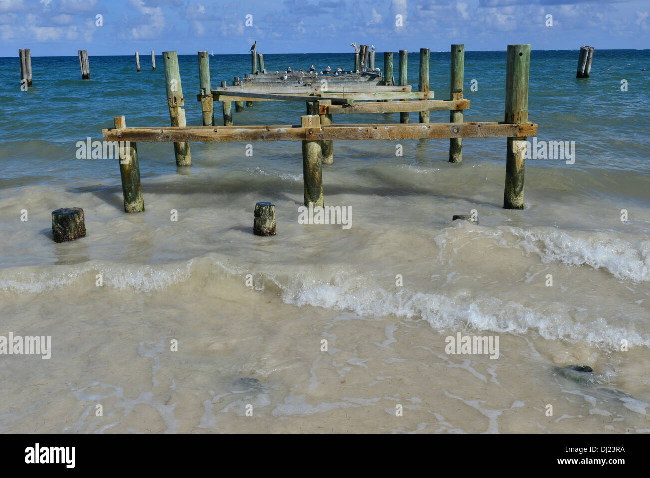 Broken jetty hi-res stock photography and images - Alamy