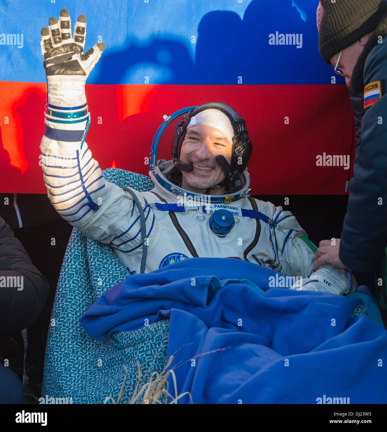Expedition 37 Landing Stock Photo - Alamy