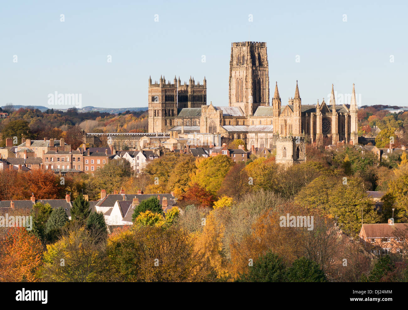 Durham cathedral exterior hi-res stock photography and images - Alamy