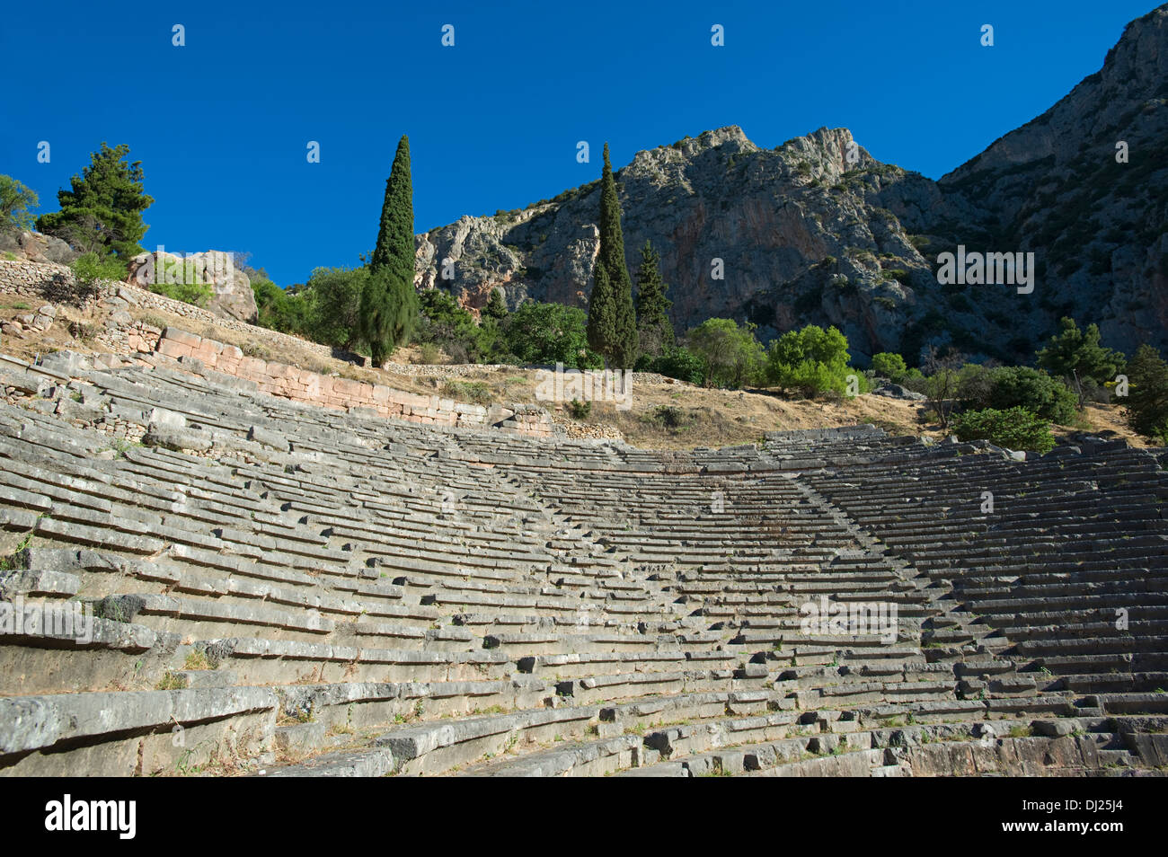 Delphi amphitheatre hi-res stock photography and images - Alamy