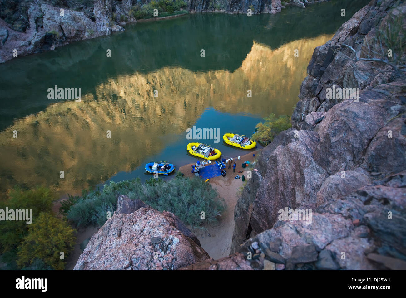 Rock river campground hi-res stock photography and images - Alamy