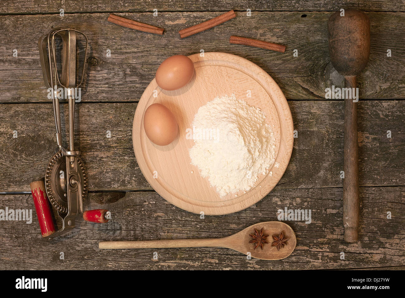 Components and accessories for baking Stock Photo - Alamy