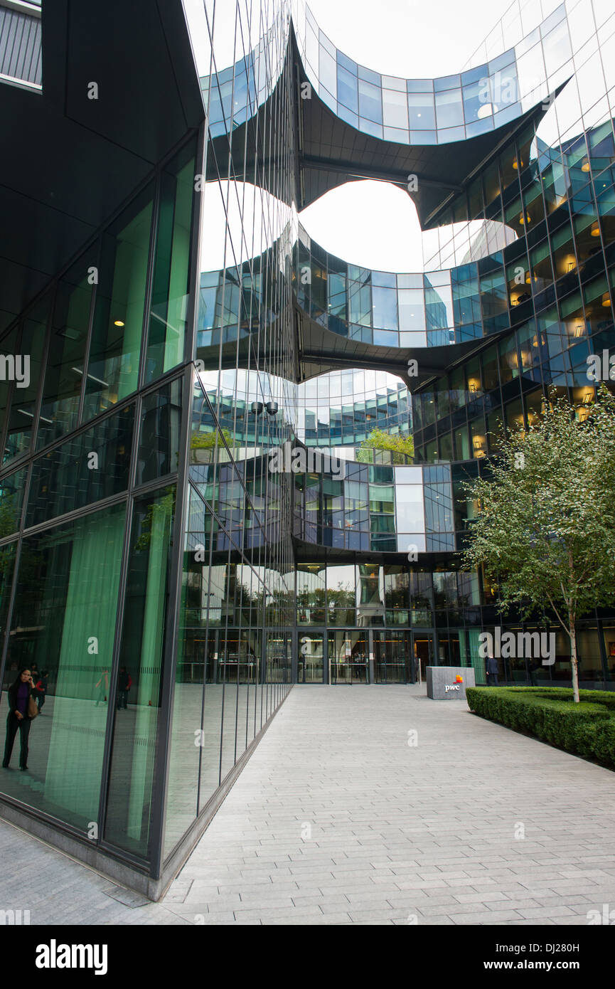 City of London Southbank South Bank More Riverside modern contemporary ...