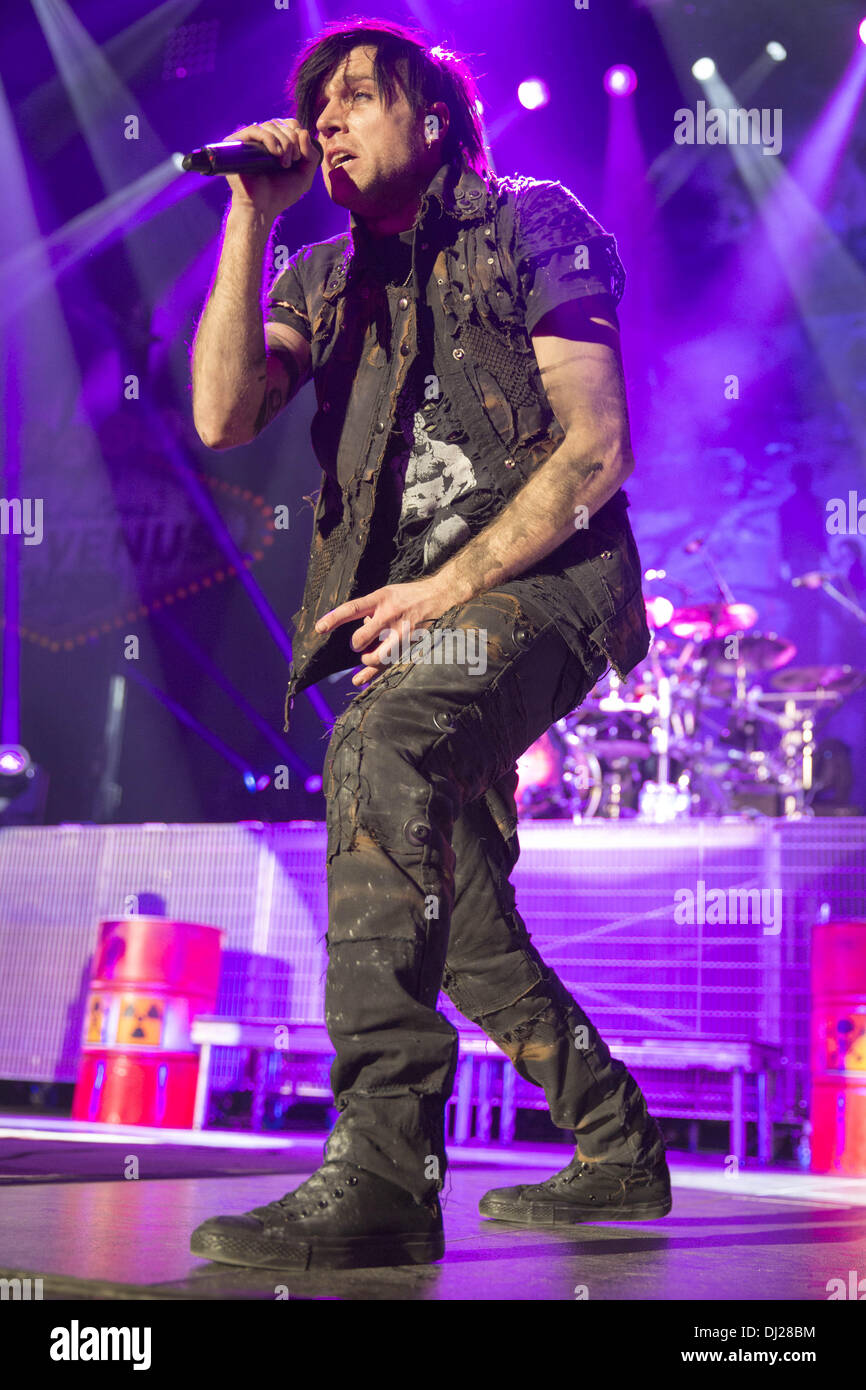 Walst hi-res stock photography and images - Alamy