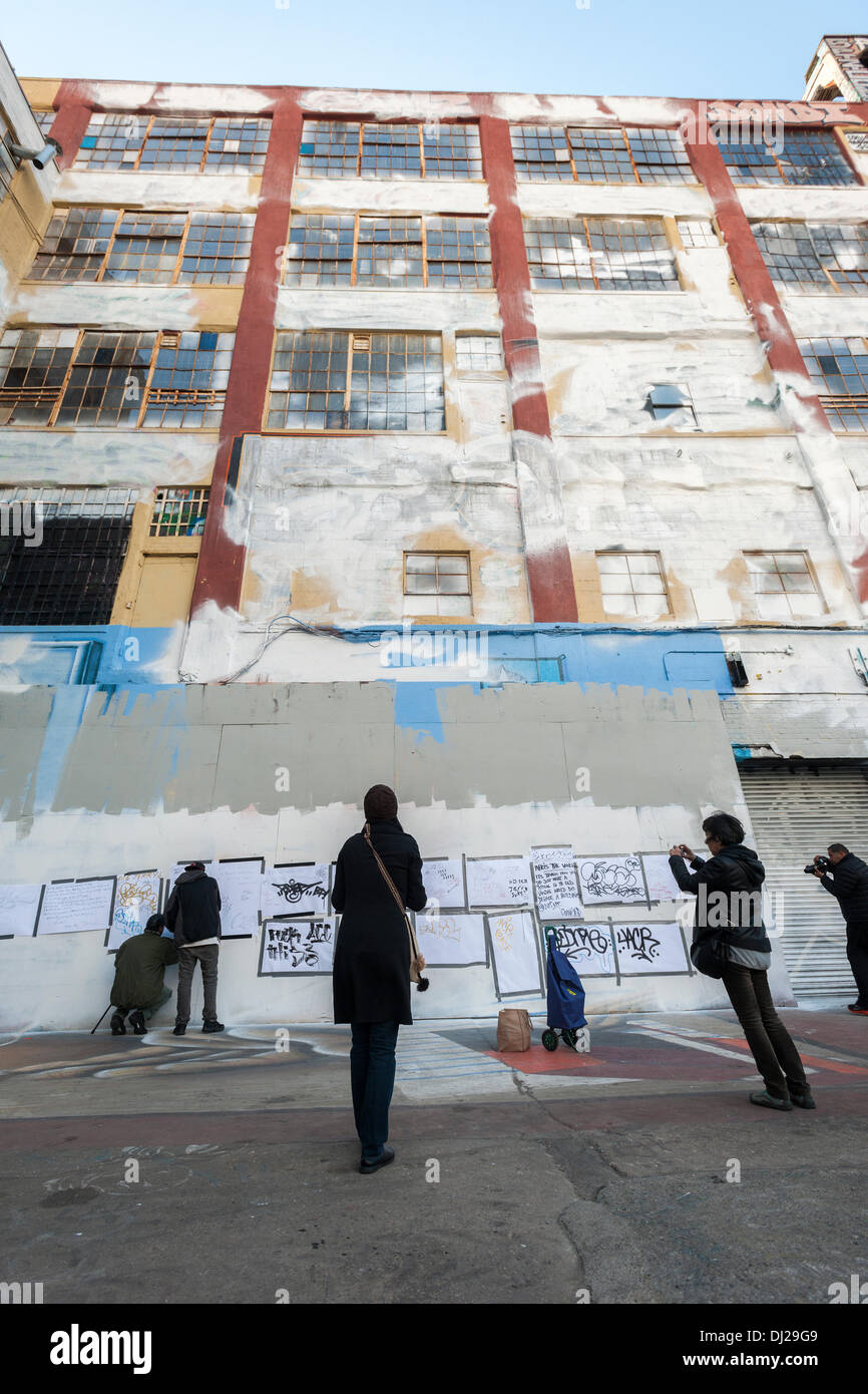 The Five Pointz building in Long Island City in Queens in New York ...