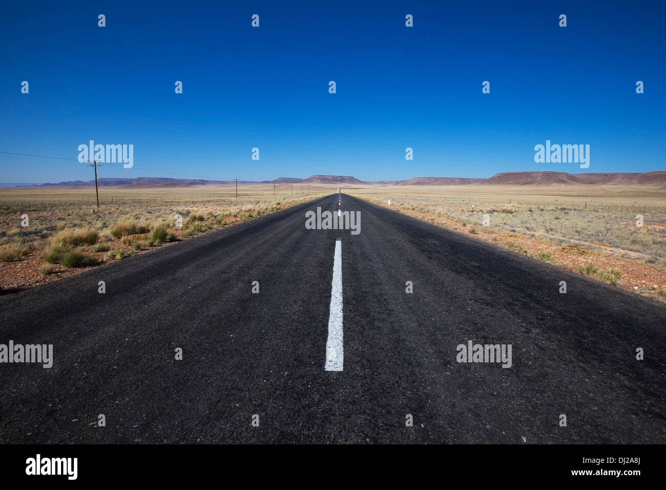 Paved roadways hi-res stock photography and images - Alamy