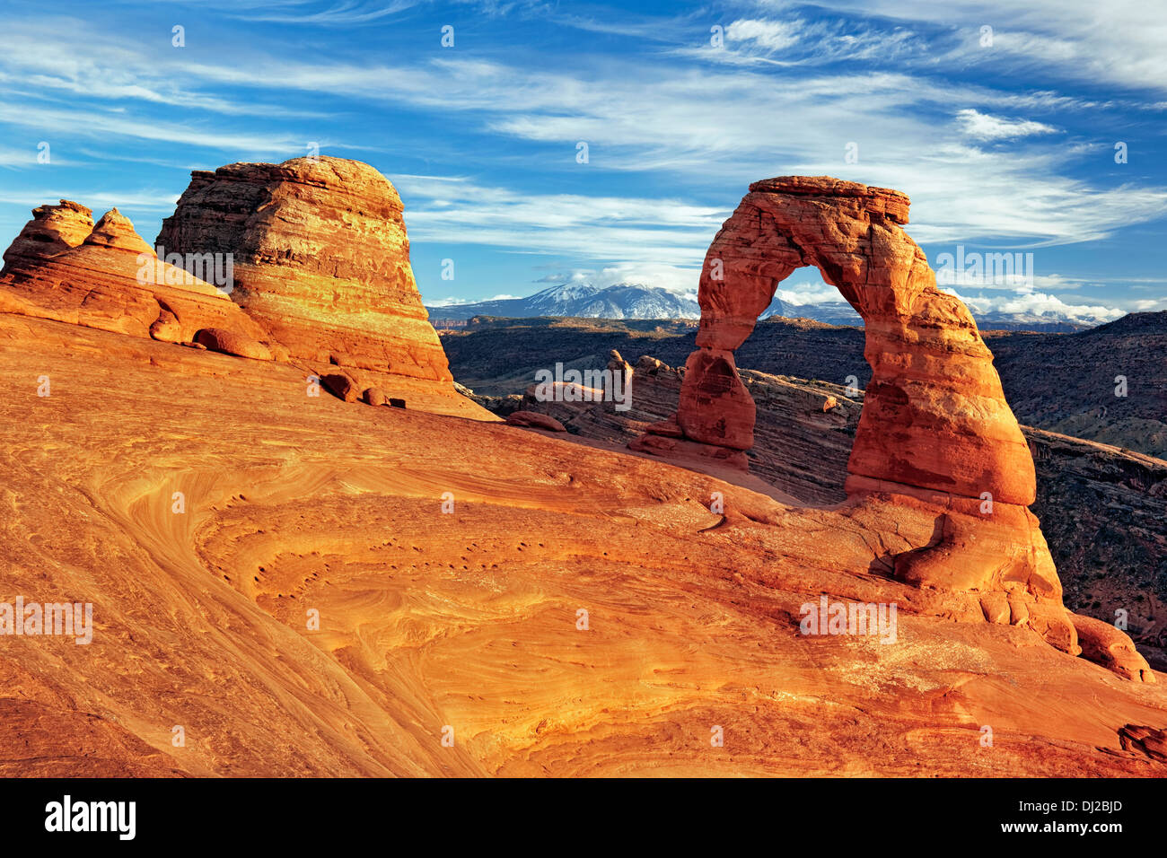 Delicate Arch with the snow capped La Sal Mountains in Utah’s Arches ...