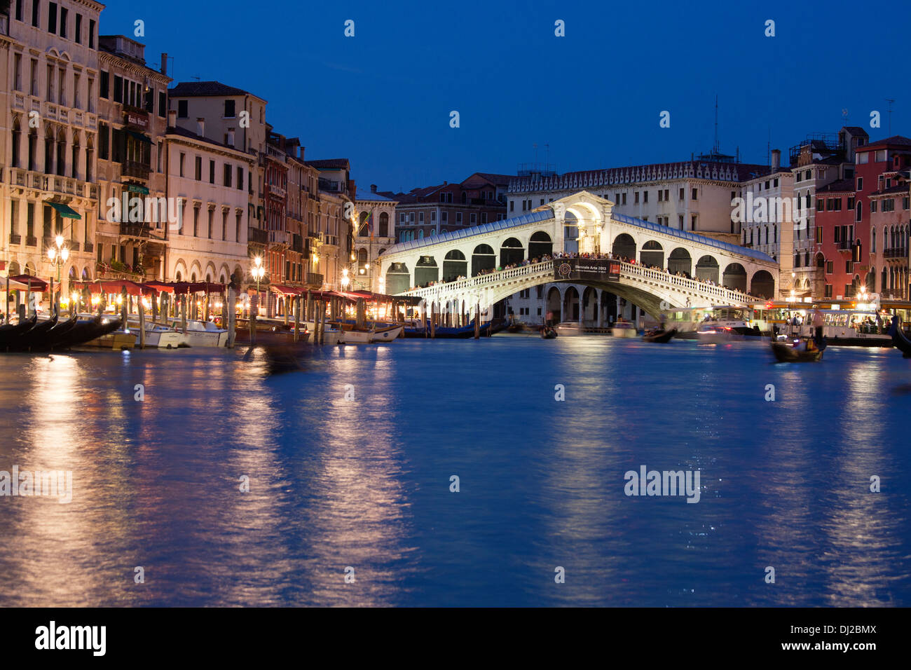 Rialto Bridge at night, Grand Canal, Venice, Italy; Ponte di Rialto ...
