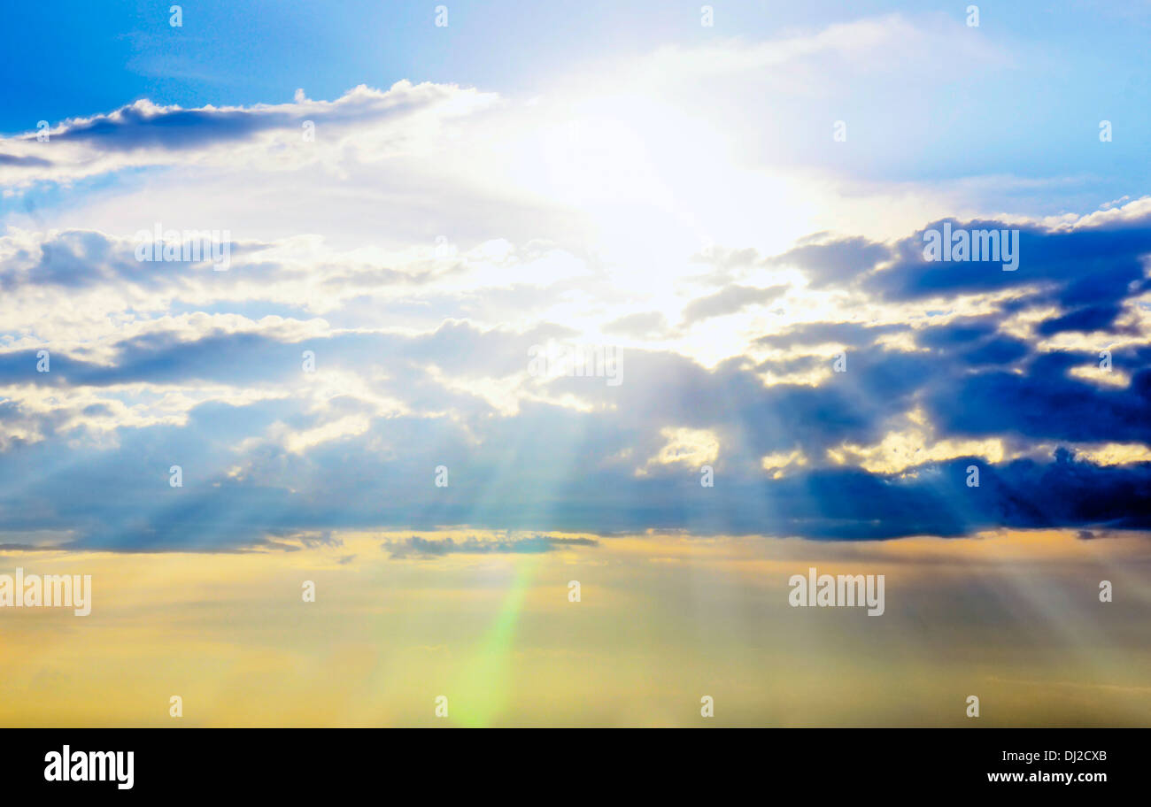 Sunlight piercing through clouds hi-res stock photography and images ...