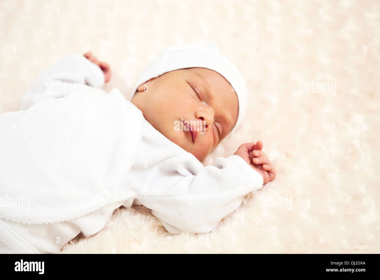 One week old baby human hi-res stock photography and images - Alamy