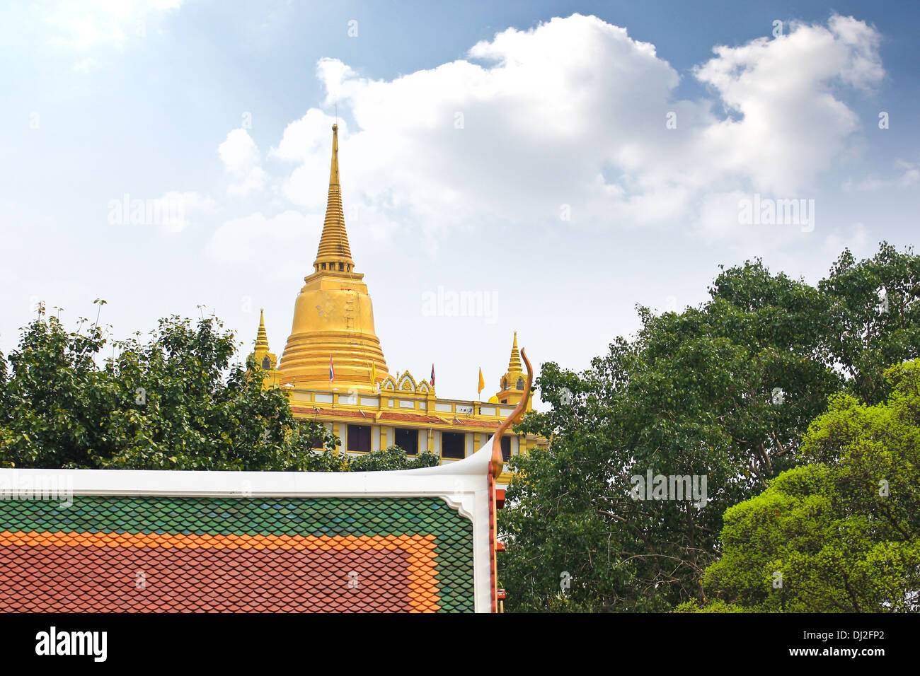 Golden mountain temple hi-res stock photography and images - Alamy