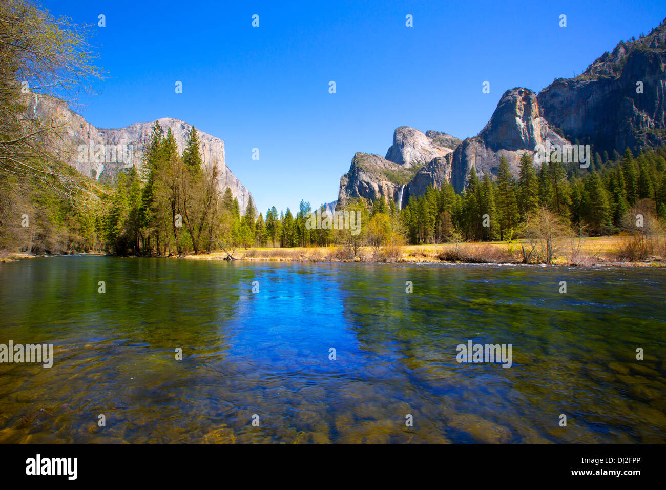 Yosemite Merced River el Capitan and Half Dome in California National ...
