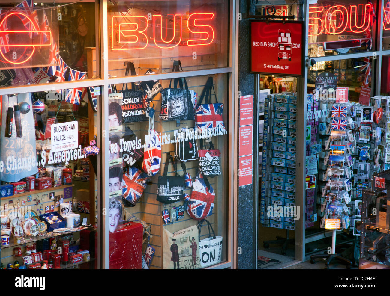 Red bus shop souvenirs waterloo hi-res stock photography and images - Alamy