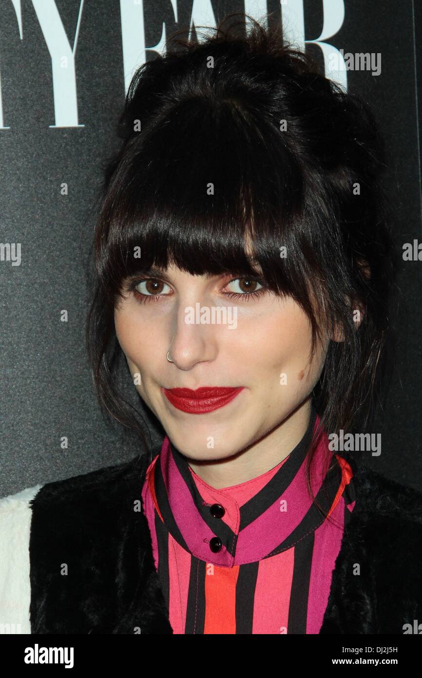 Los Angeles, California, USA. 19th Nov, 2013. Langley Fox Hemingway ...