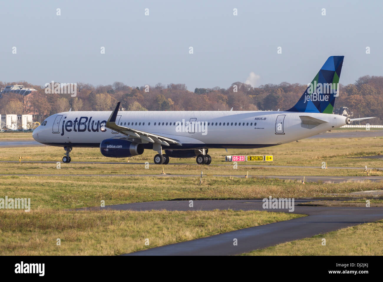 Jetblue a321 aircraft hi-res stock photography and images - Alamy