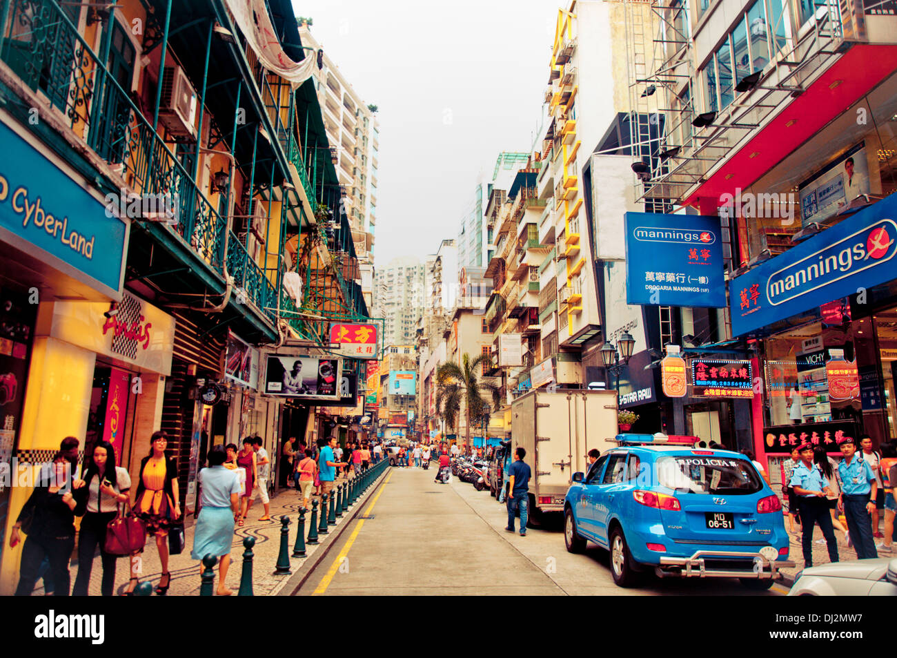 Macau street hi-res stock photography and images - Alamy