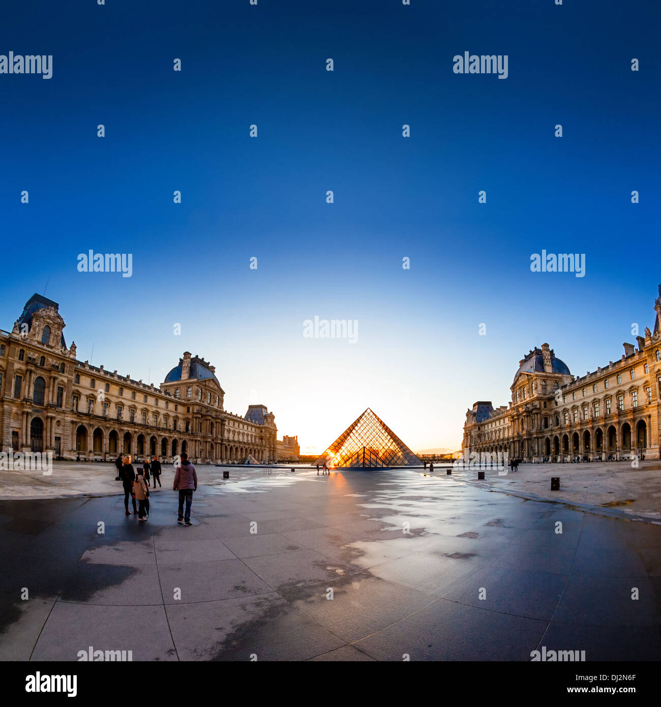 Louvre museum sunset hi-res stock photography and images - Alamy