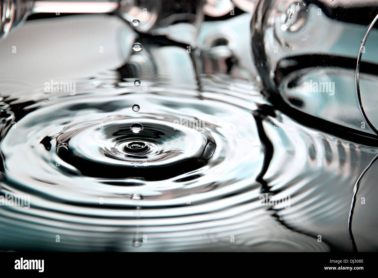 Closeup Pictures Water drops a beautiful shape in Pool Stock Photo - Alamy
