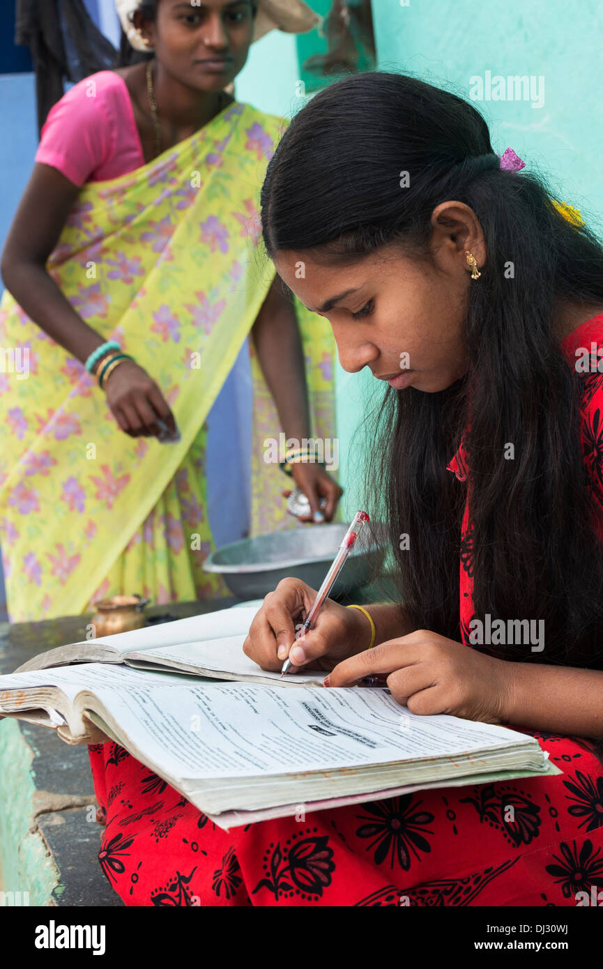 Indian girl 14 years hi-res stock photography and images - Alamy