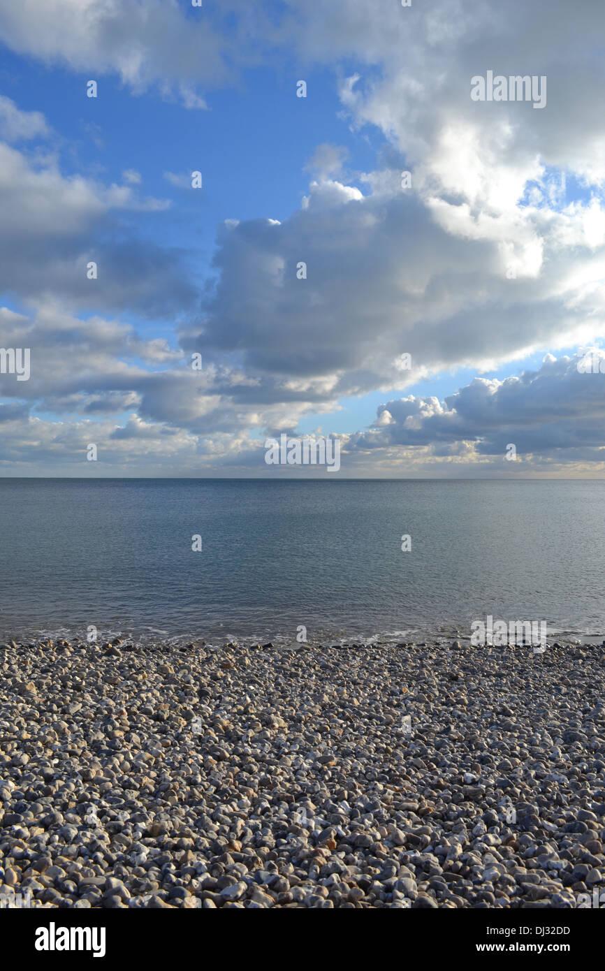 Monmouth beach lyme regis hi-res stock photography and images - Alamy