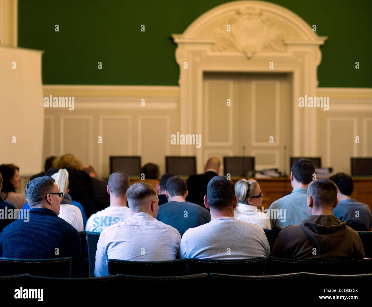Berlin, Germany. 20th Nov, 2013. Spectators take their places in the ...