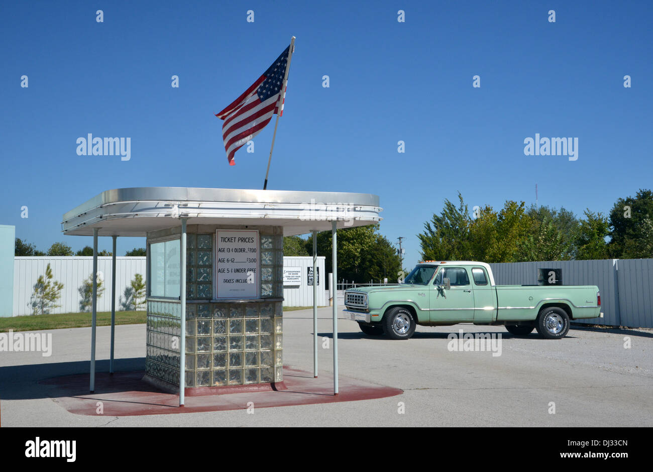 Route 66 Drive in Movie Theatre Carthage, Missouri Stock Photo - Alamy