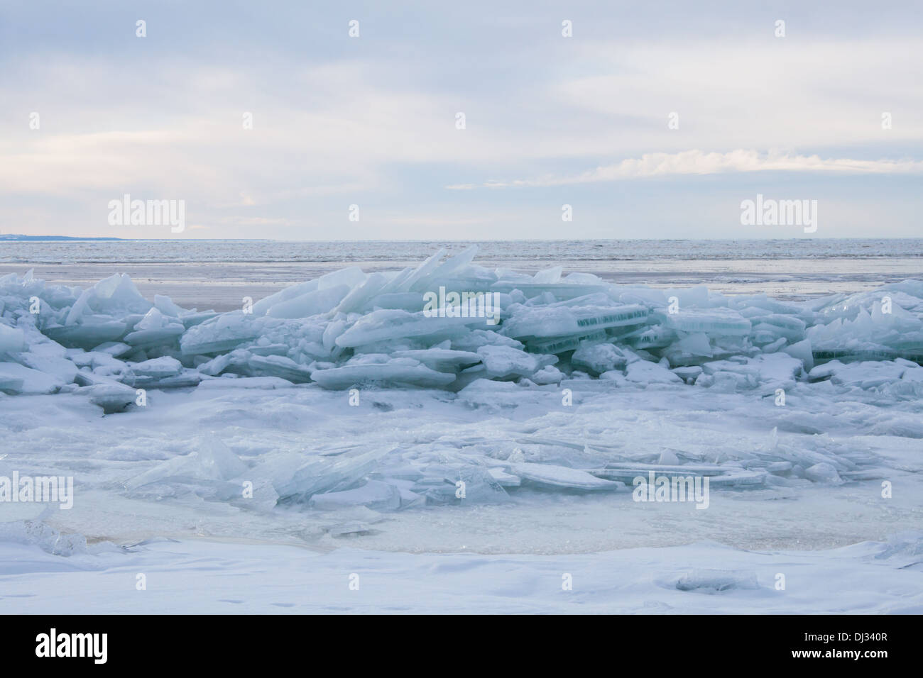 Frozen sea hi-res stock photography and images - Alamy