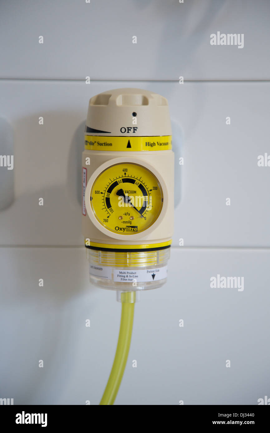 Hospital bedside equipment - oxygen gauge air Stock Photo - Alamy Hospital bedside equipment - oxygen gauge air Stock Photo - Alamy