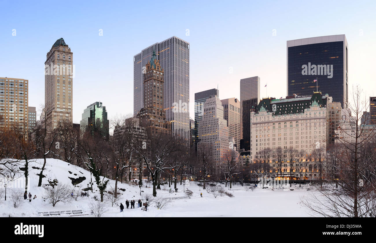 New York City Manhattan Central Park panorama in winter with snow ...