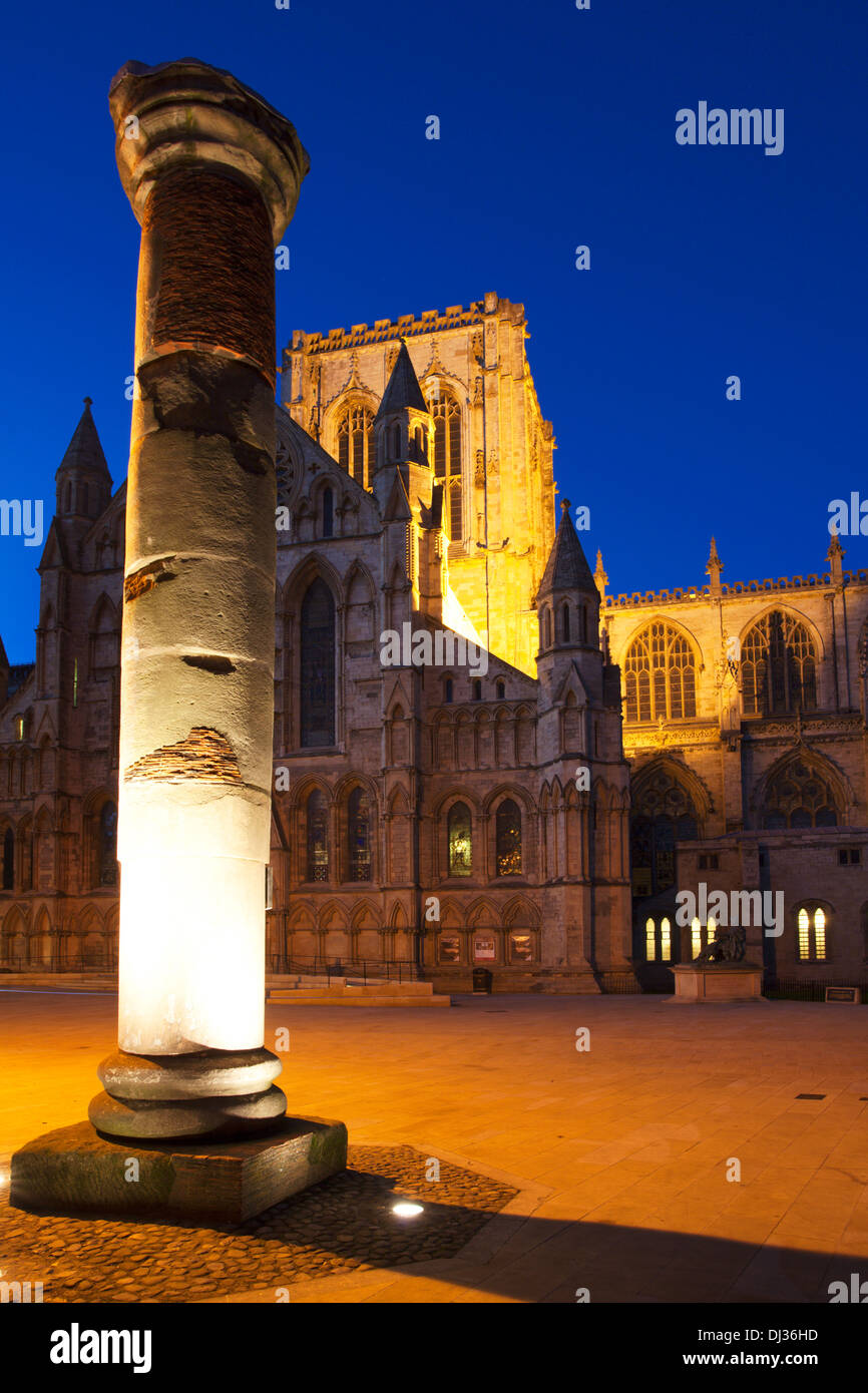 Roman column york hi-res stock photography and images - Alamy