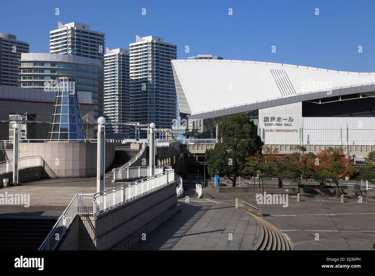 Yokohama minato mirai hall kanagawa hi-res stock photography and images ...