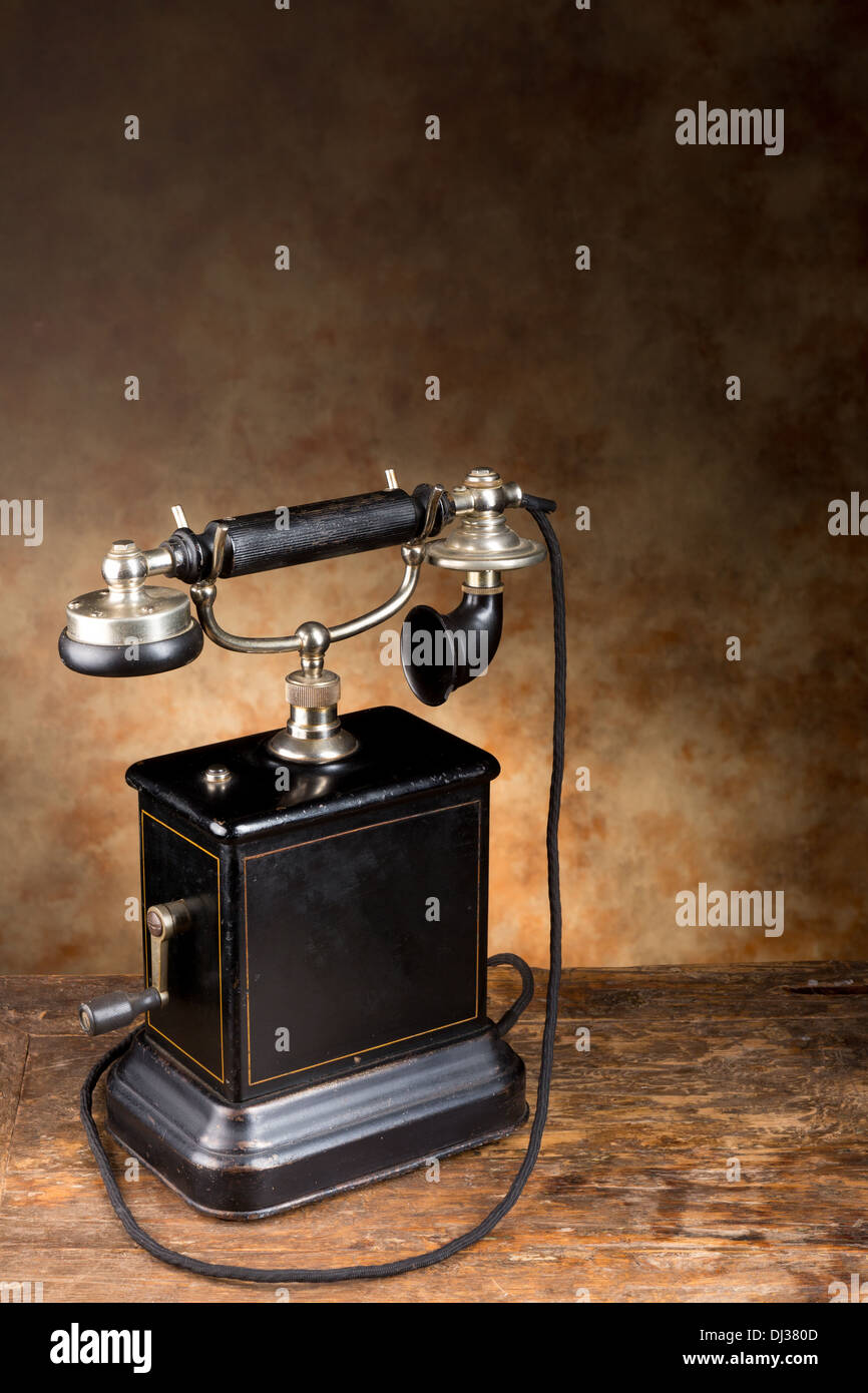 Antique phone table hi-res stock photography and images - Alamy