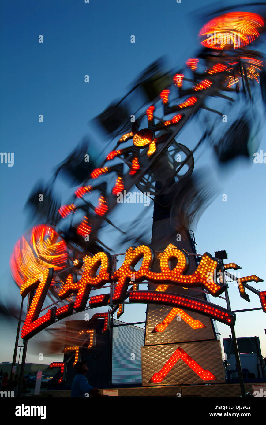 Zipper carnival ride hi-res stock photography and images - Alamy
