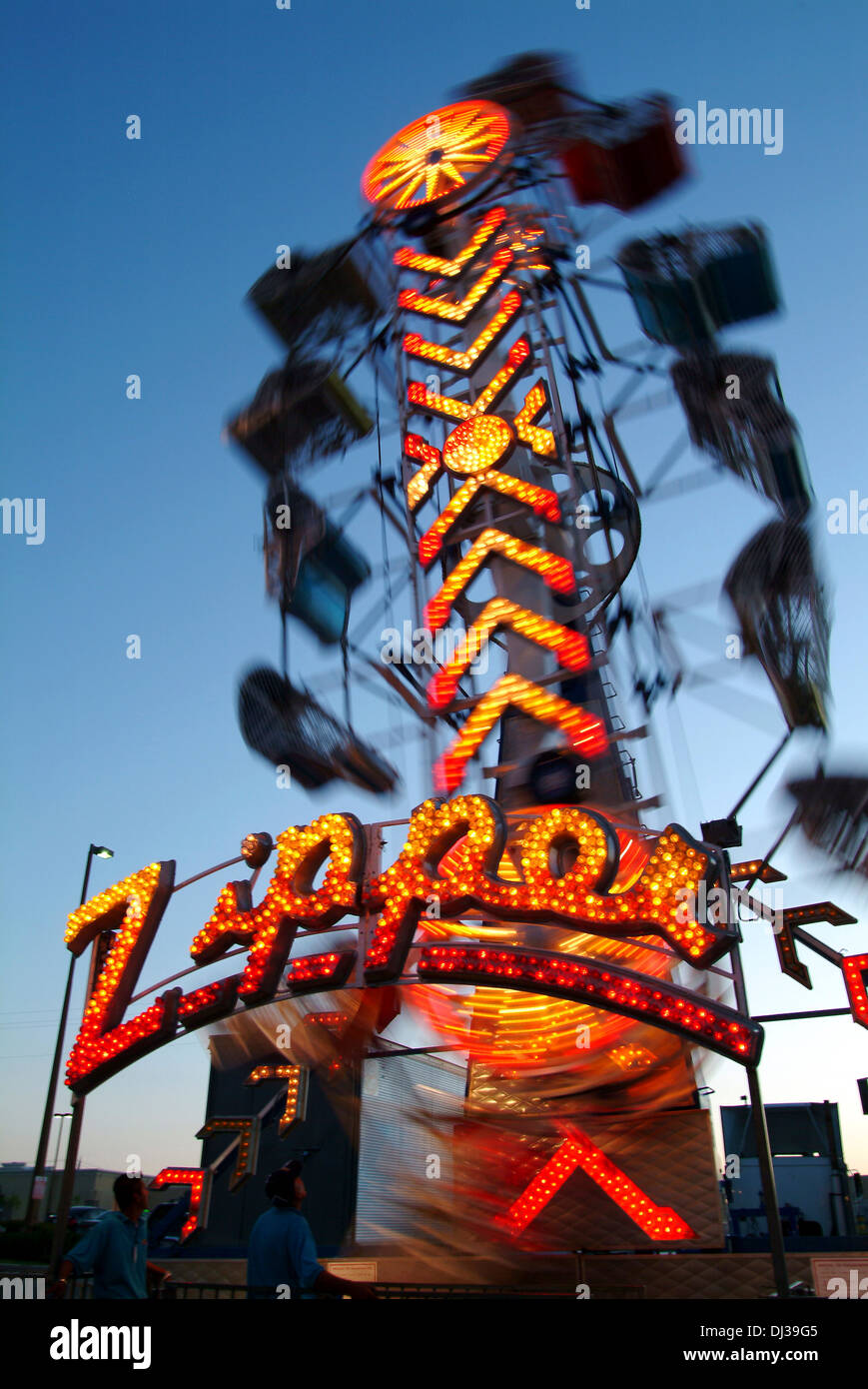 Zipper carnival ride hi-res stock photography and images - Alamy