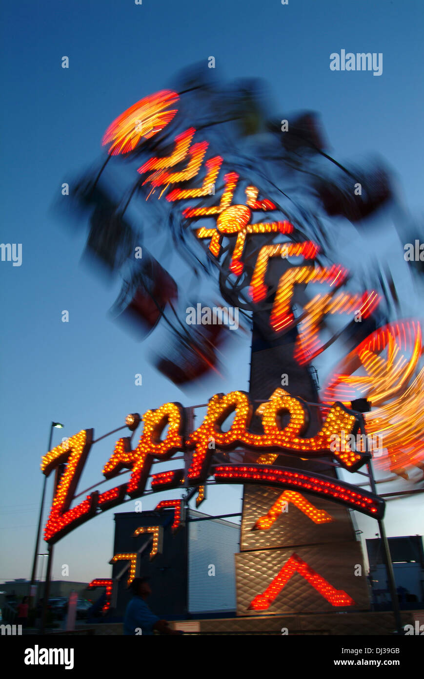 Zipper carnival ride hi-res stock photography and images - Alamy