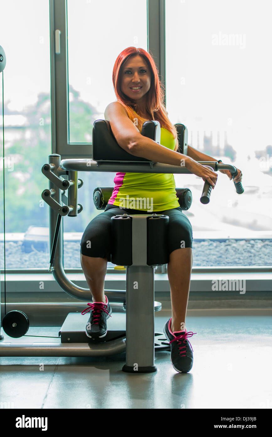 Healthy woman exercising abs hi-res stock photography and images - Alamy