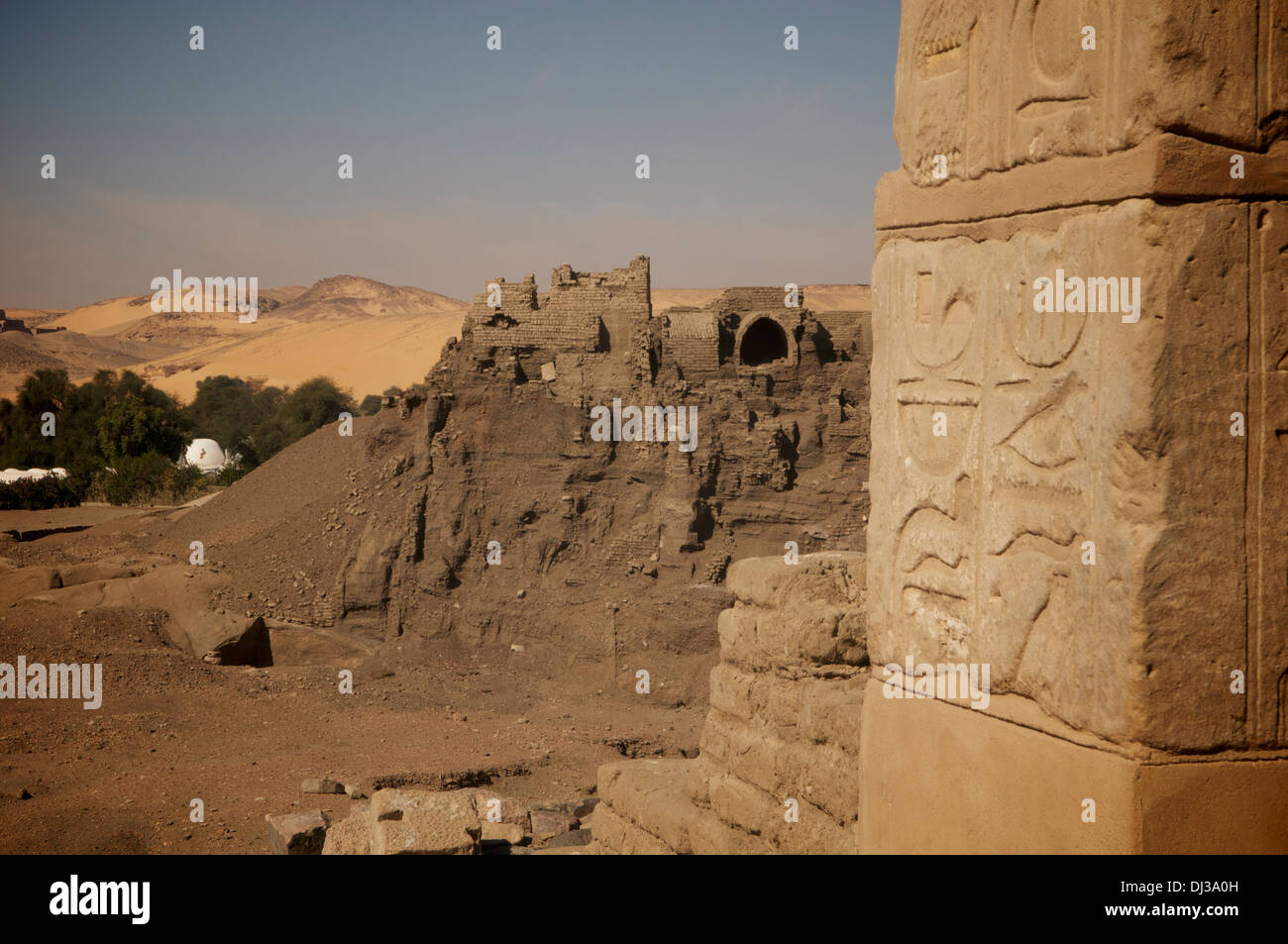 Elephantine ruins hi-res stock photography and images - Alamy