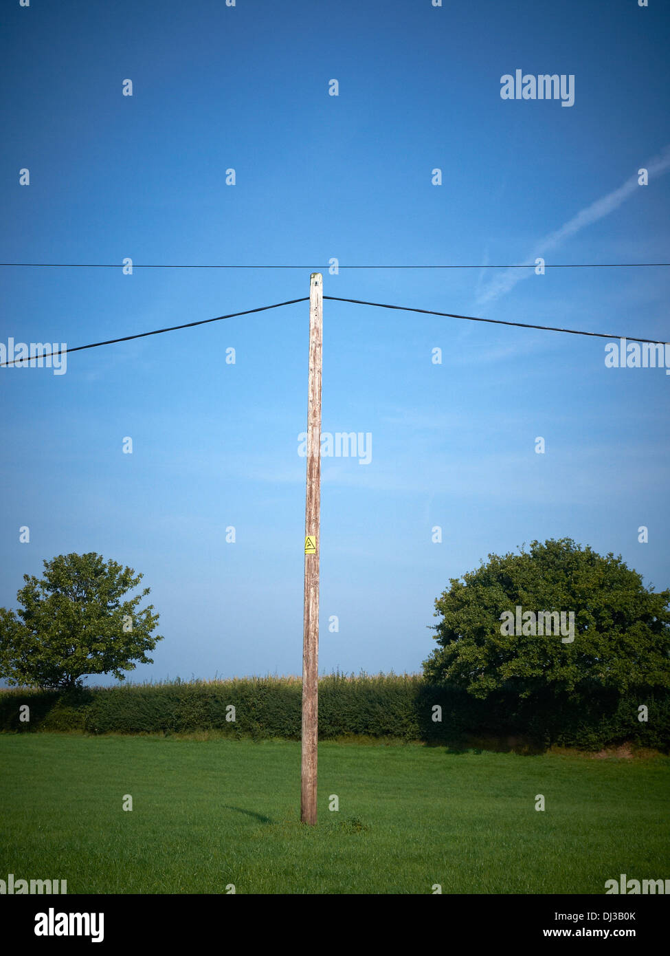 Telephone pole in field hi-res stock photography and images - Alamy