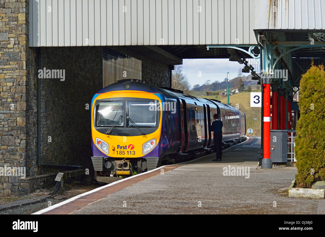 First Transpennine Express Class 185 train standing at Oxenholme ...