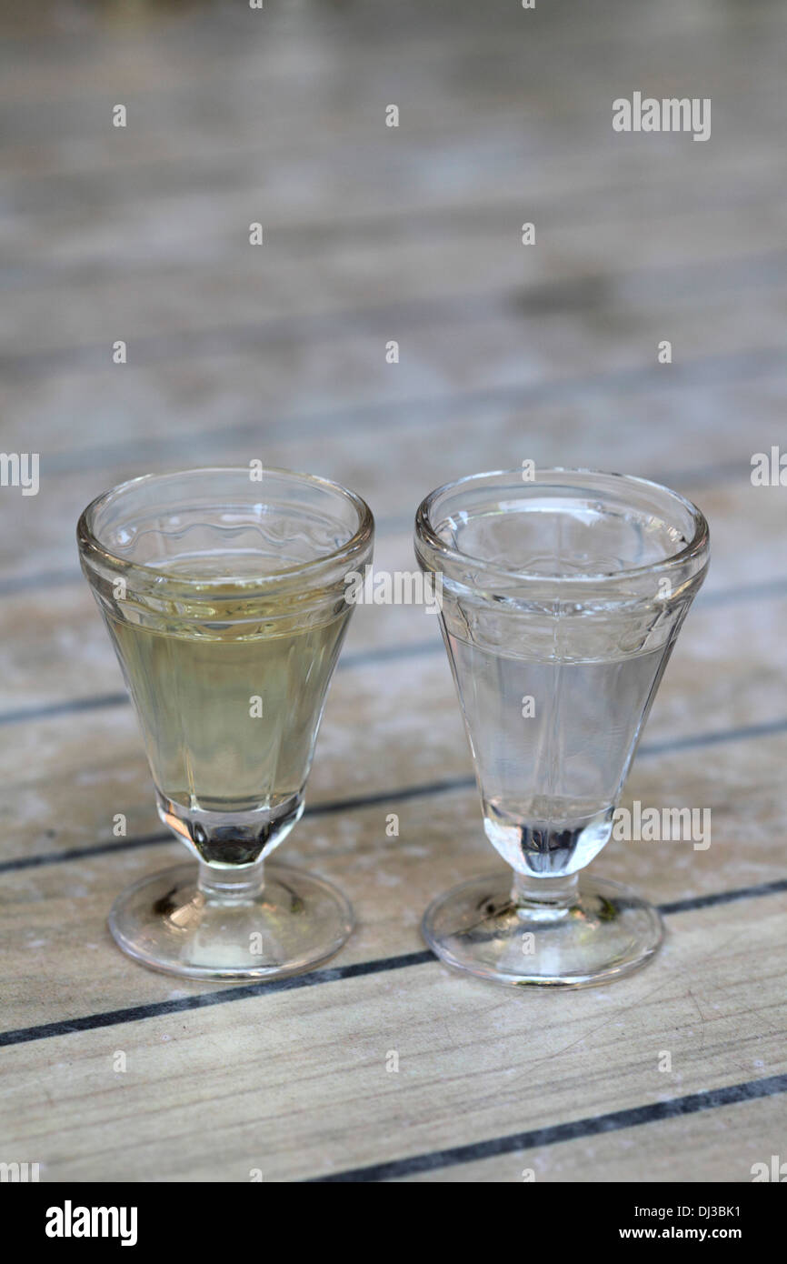 Old ('Oude', left) and Young ('Jonge', right) Jenever at the Van Kleef ...